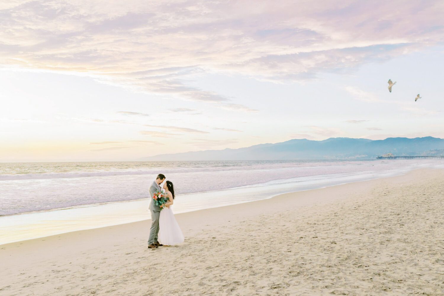 Los Angeles Elopement Guide - Elyana Photography